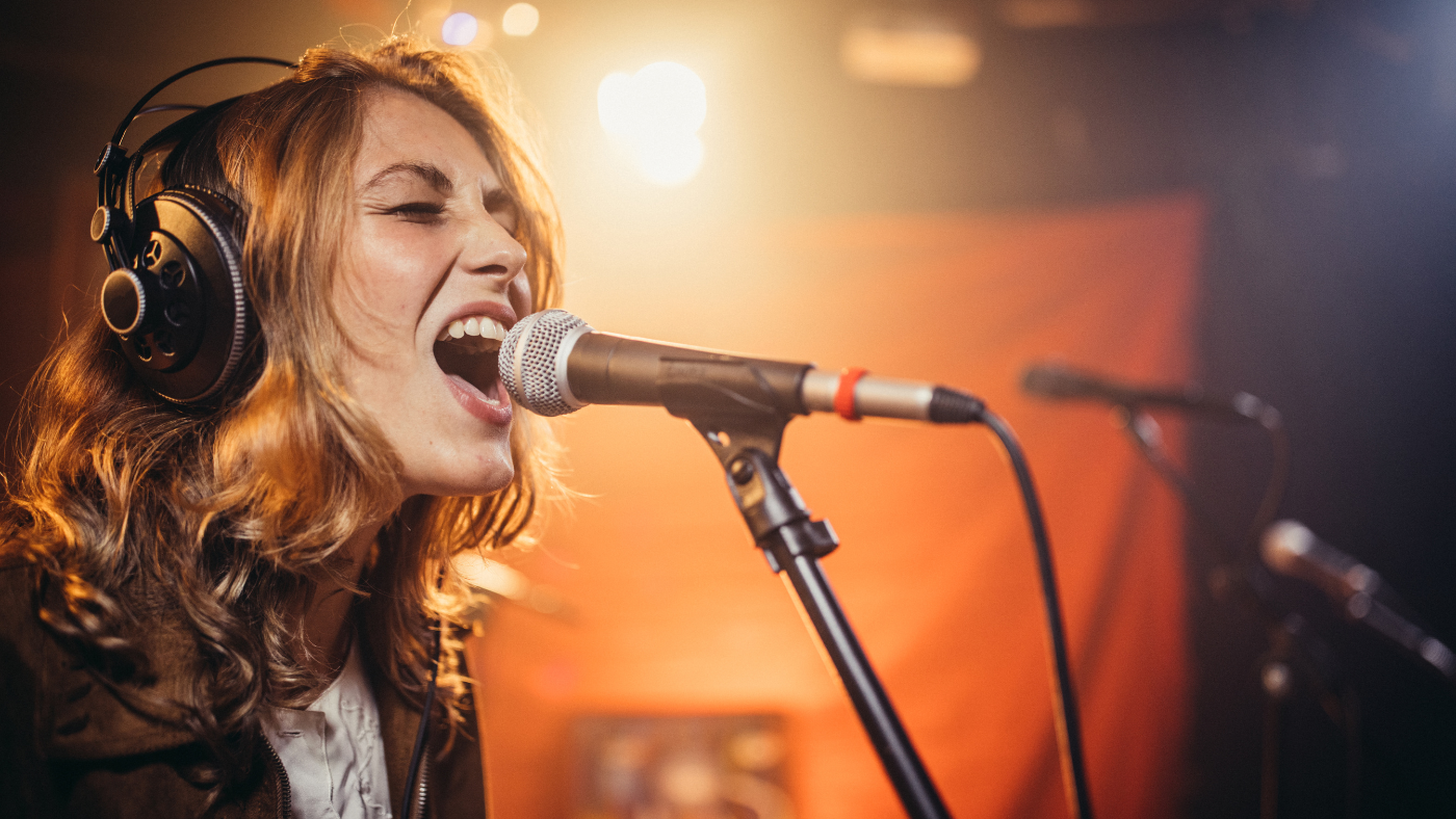 Madonna Biography - Early Life and Songs Career